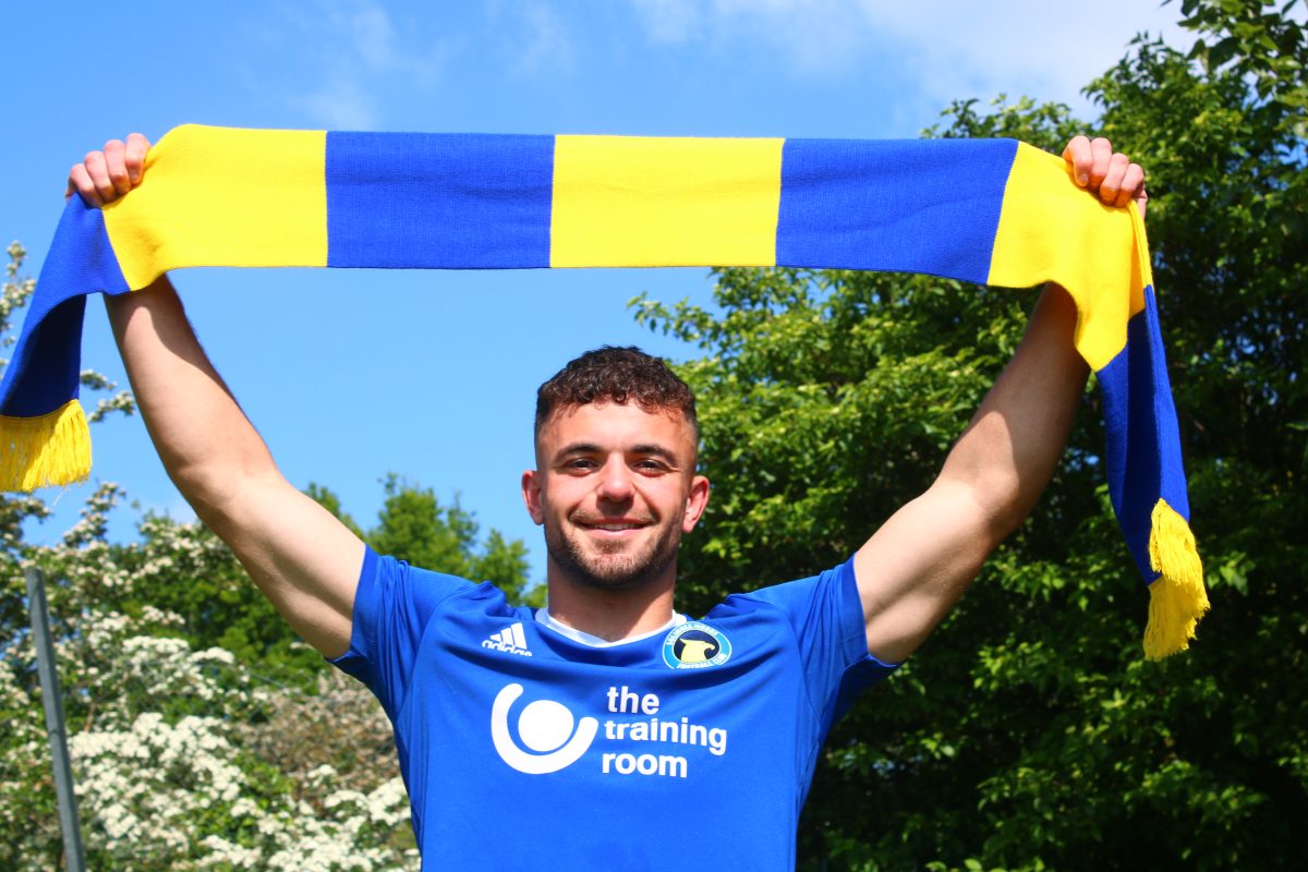 FOOTBALL - Solihull Moors sign Kyle Morrison - The Solihull Observer