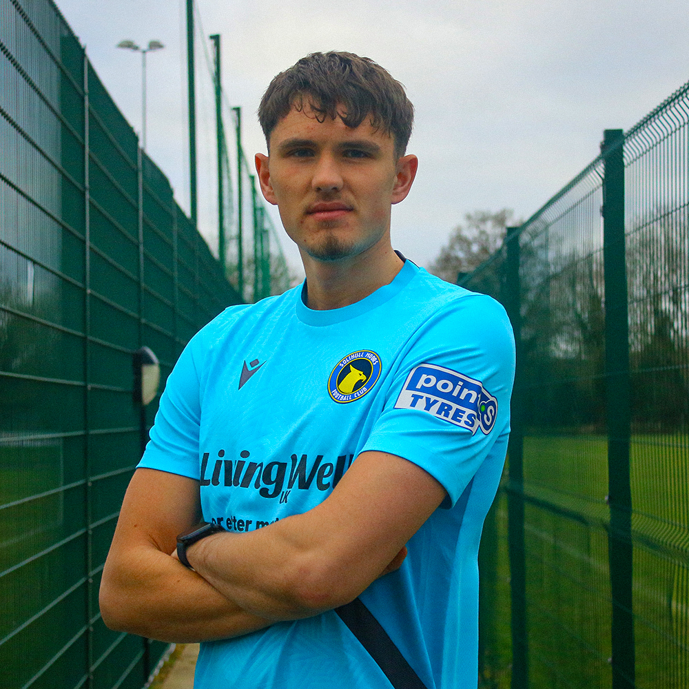 FOOTBALL - Solihull Moors sign young goalkeeper on loan from ...