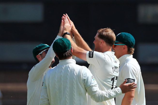 CRICKET - Rain denies Warwickshire in draw with rivals Worcestershire ...
