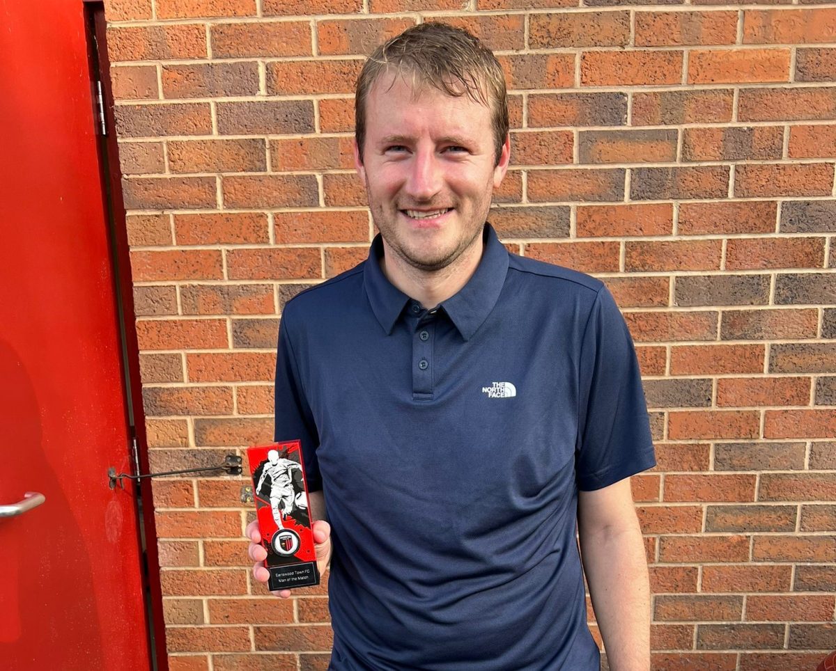 FOOTBALL - Earlswood Town stay joint top of table after victory at ...