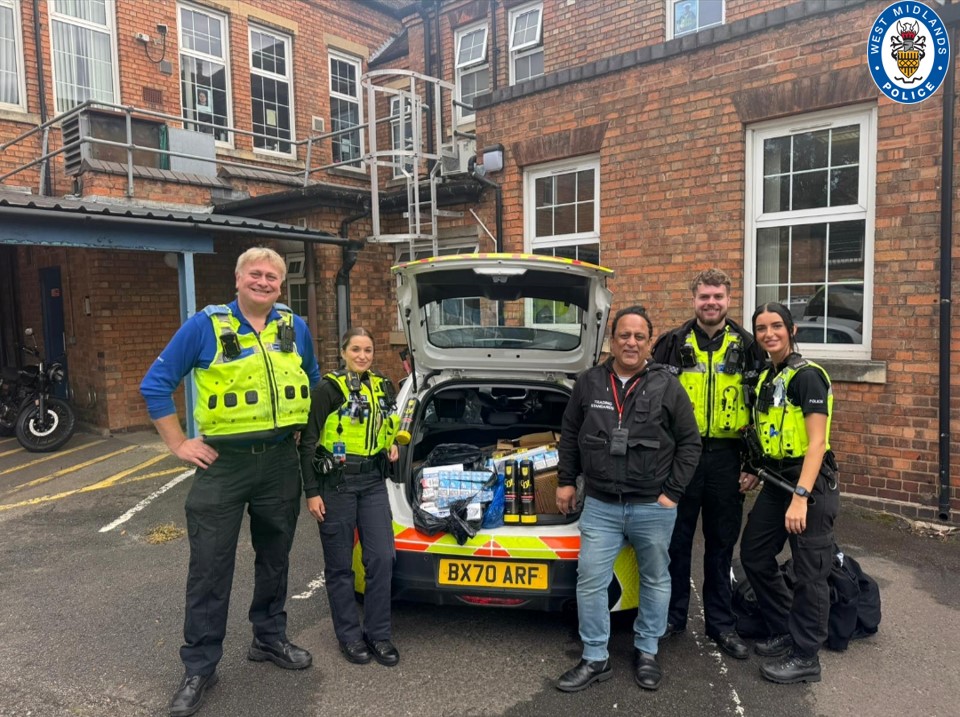 Drugs and illegal cigarettes found Acocks Green raid - The Solihull ...