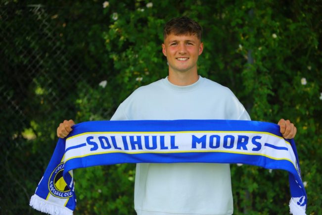 FOOTBALL - Solihull Moors sign defender Justin Hanks from Nottingham ...
